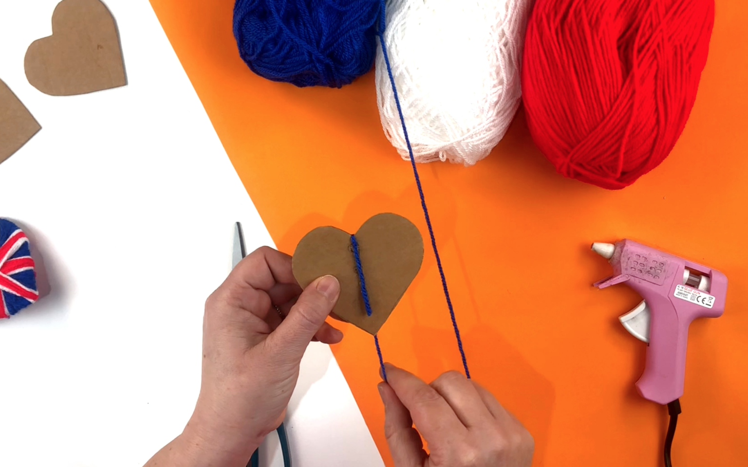 Easy To Make Wool Heart Garland