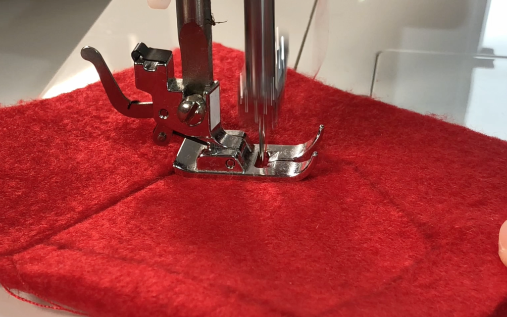 How To Make A Mini Felt Flag